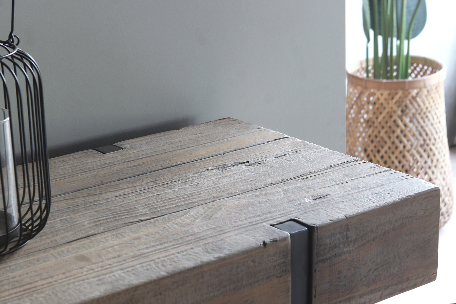 Massive Collection | Reclaimed Wood Furniture | KAYULAMA